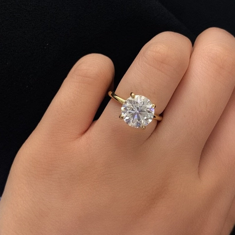 Round Four Claw Engagement Ring | Lab Grown | Deltora Diamonds AU